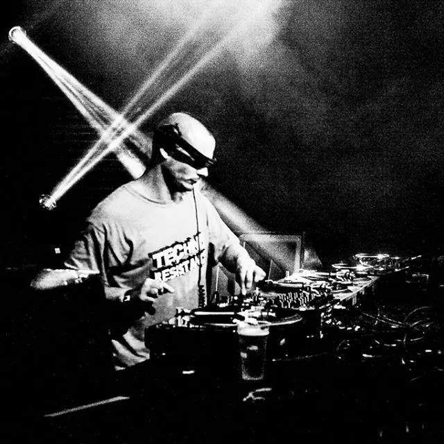 Acid Master #5 : 69db + Mik Izif + Alienduch + Mental Experience | Echo ...